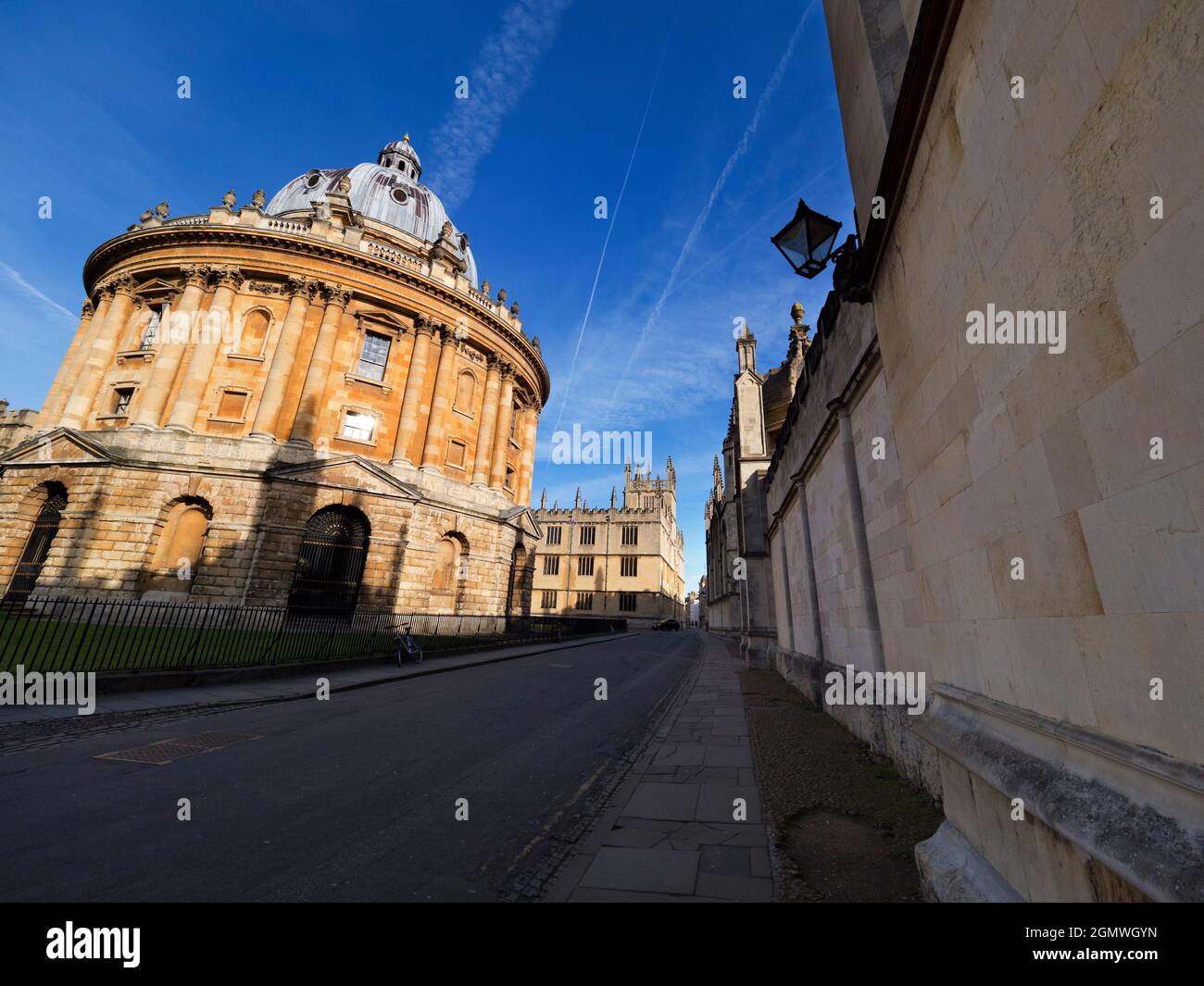 Radcliffe Square lies at the heart of historic Oxford. Centre-stage is ...