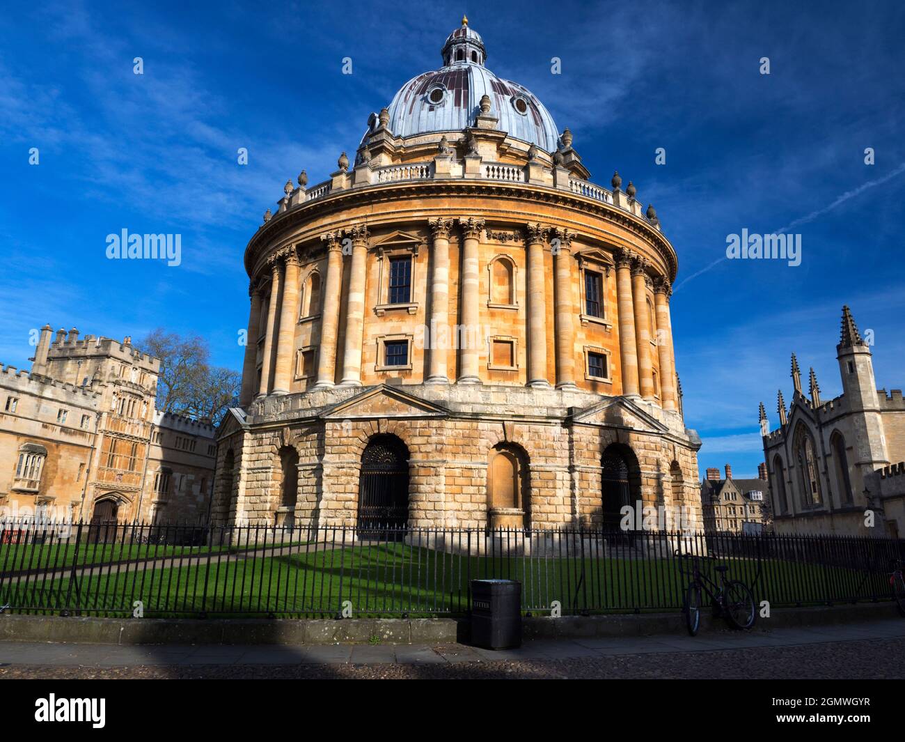 Radcliffe Square lies at the heart of historic Oxford. Centre-stage is ...