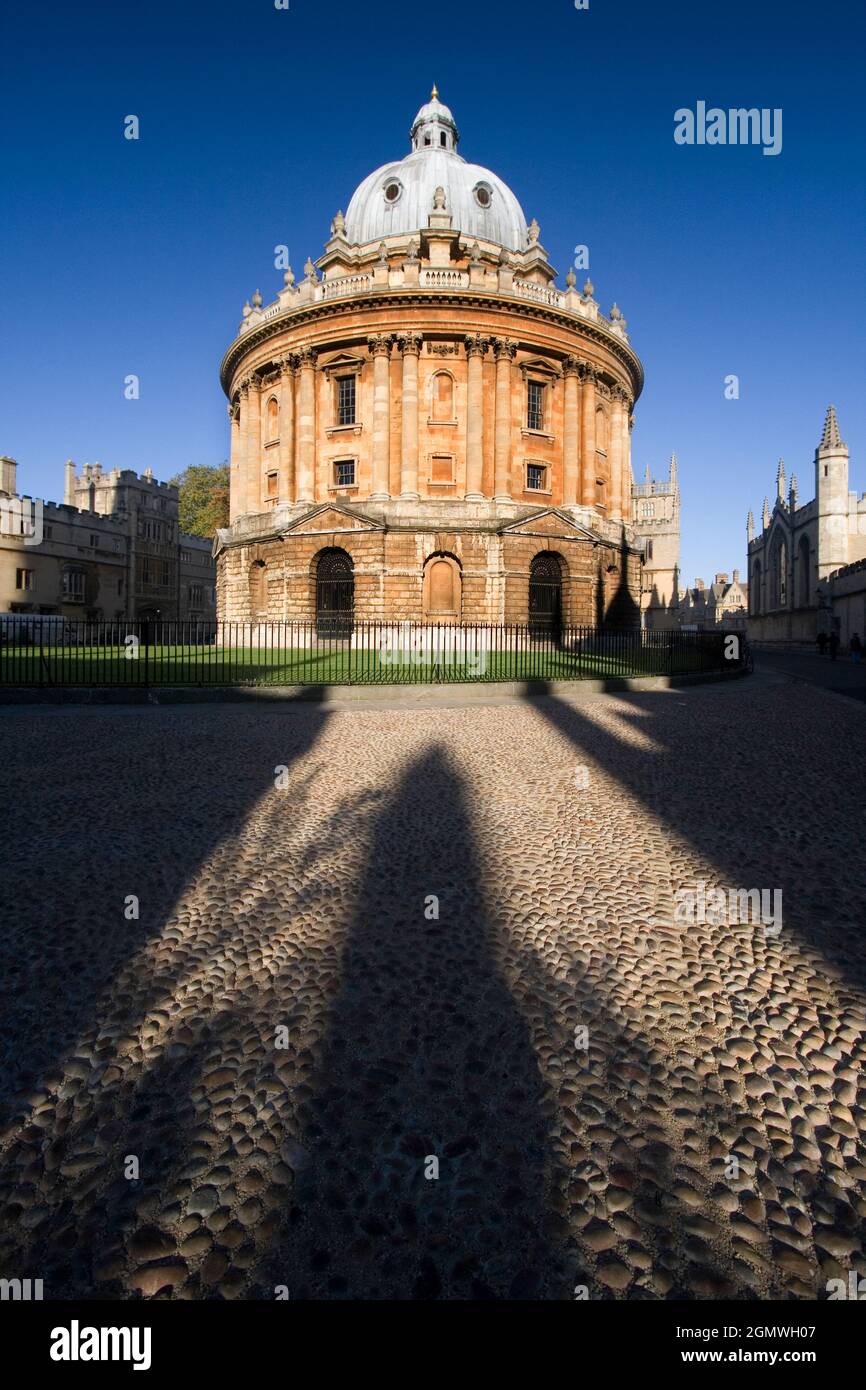 Radcliffe Square lies at the heart of historic Oxford. Centre-stage is ...