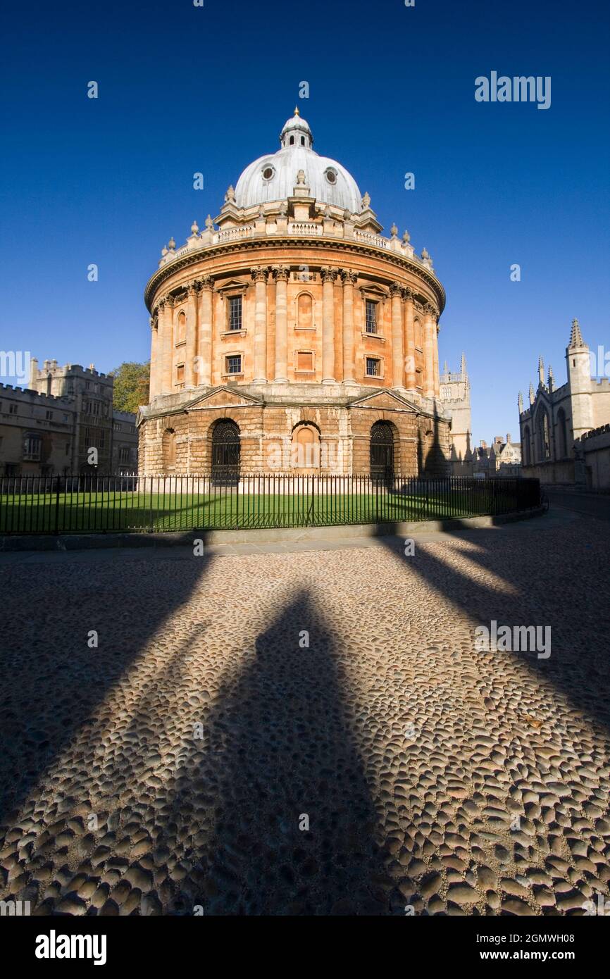 Radcliffe Square lies at the heart of historic Oxford. Centre-stage is ...