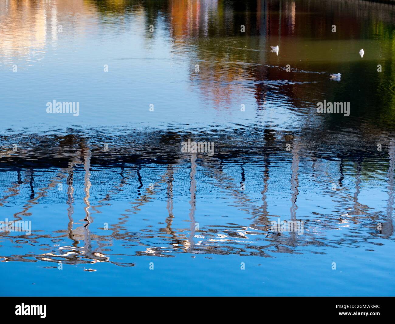Oxford, England - 2 November 2018 Just past Folly Bridge, this less ...