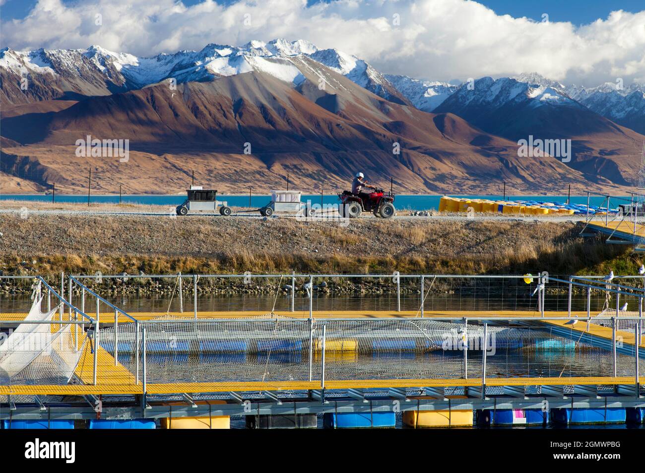 Hydro canal hi-res stock photography and images - Alamy