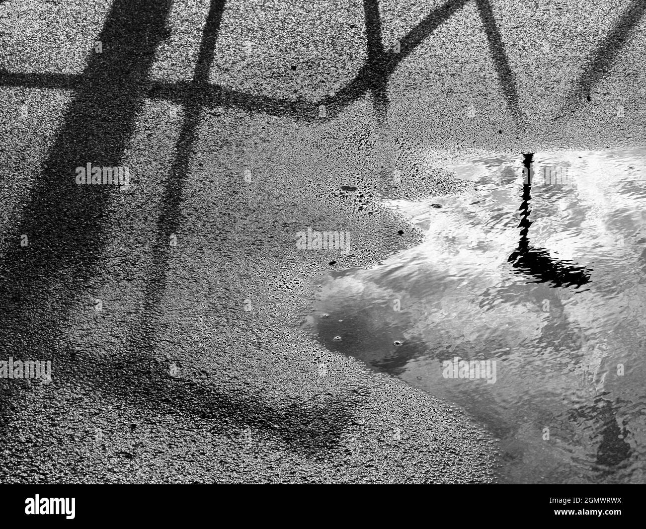 Radley Village, Oxfordshire, England - 15 November 2020; No people in ...