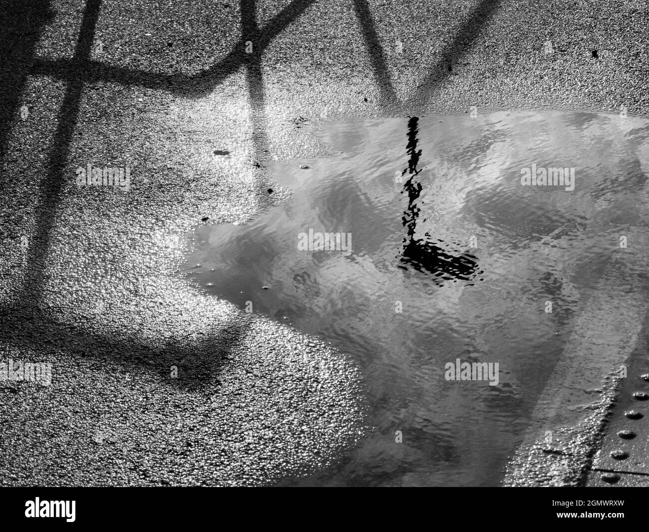 Radley Village, Oxfordshire, England - 15 November 2020; No people in ...