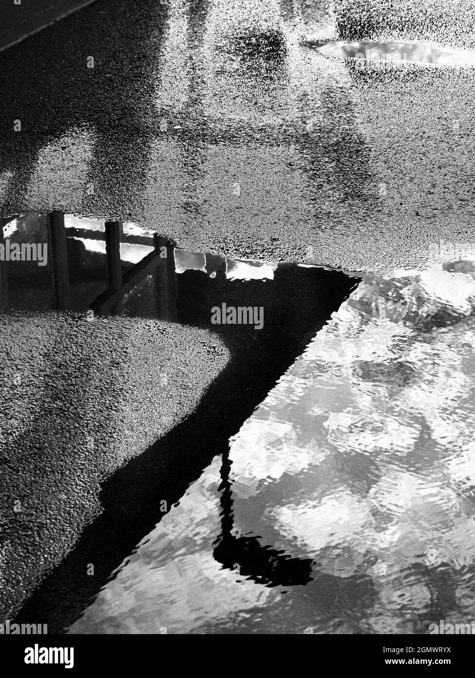 Radley Village, Oxfordshire, England - 15 November 2020; No people in ...