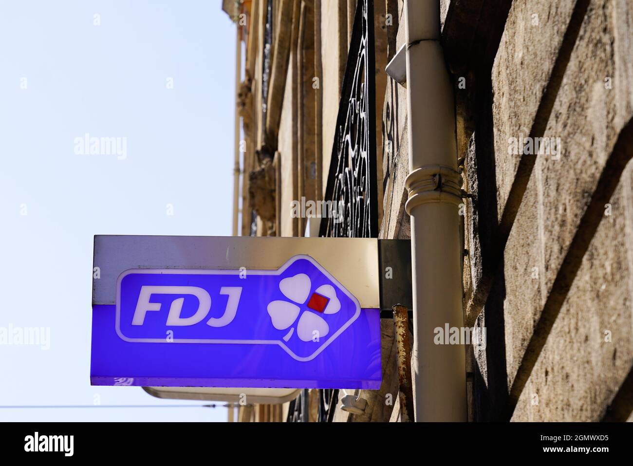 Fdj france logo hi-res stock photography and images - Alamy