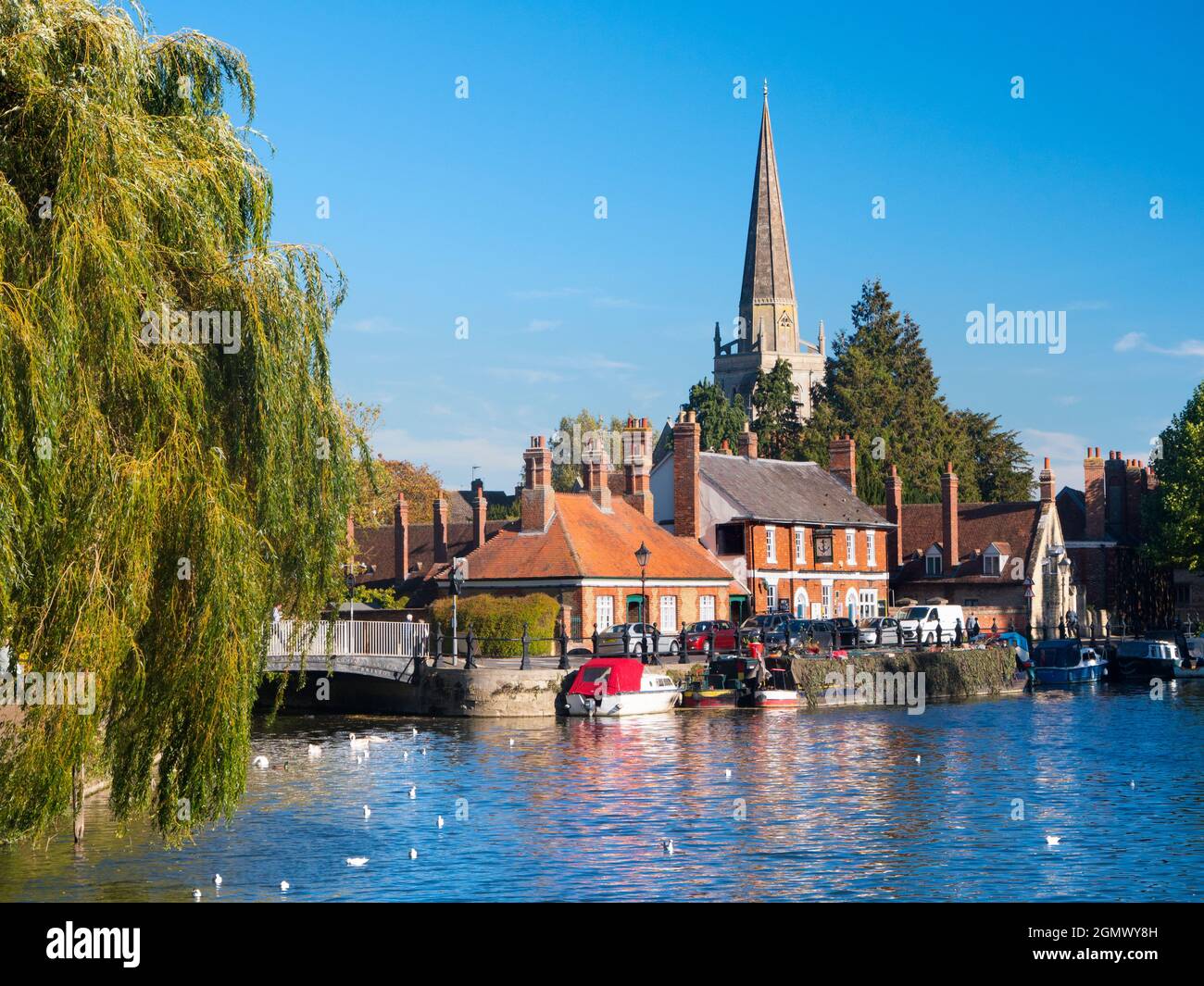 Abingdon, England - 9 October 2018 Saint Helen's Wharf is a noted ...