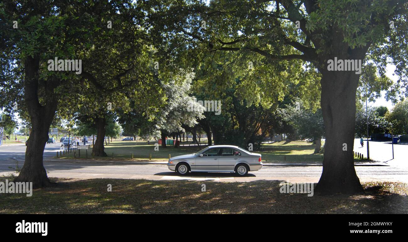 PORTSMOUTH'S SHORTEST ROAD CROXTON ROAD SOUTHSEA IS JUST THE LENGTH OF ...