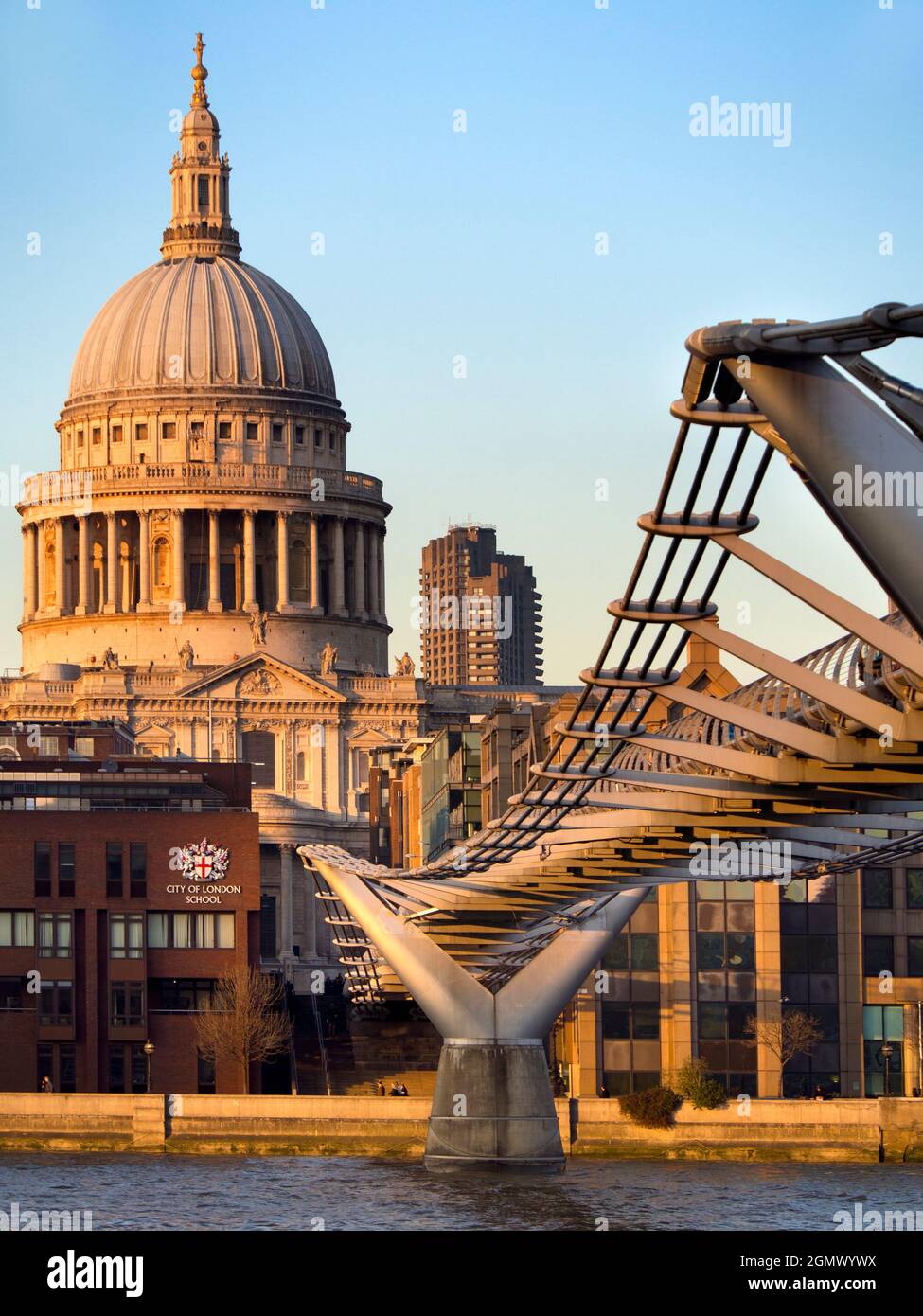 London, England - 2011; Here are two great landmarks by the Thames in ...