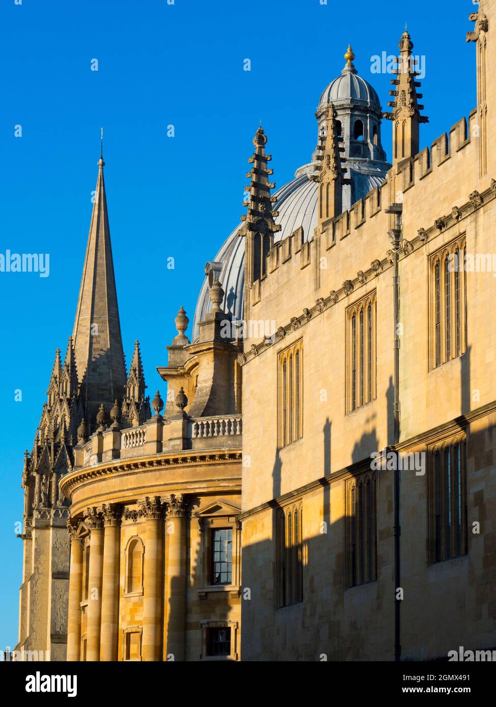 Radcliffe Square lies at the heart of historic Oxford. Centre-stage is ...