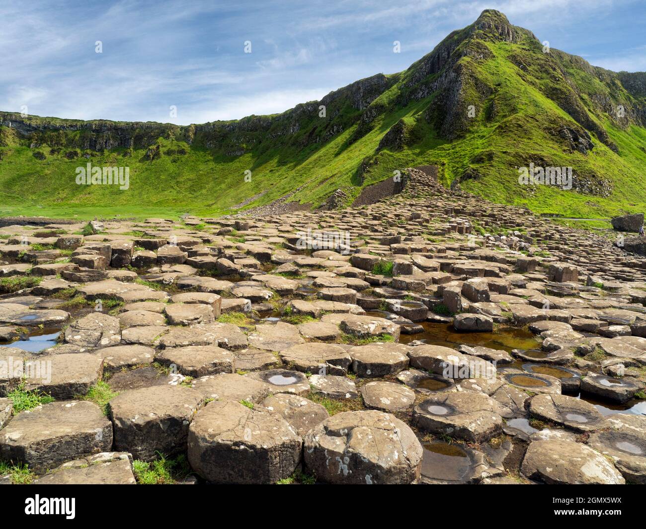 Ancient giants hi-res stock photography and images - Alamy