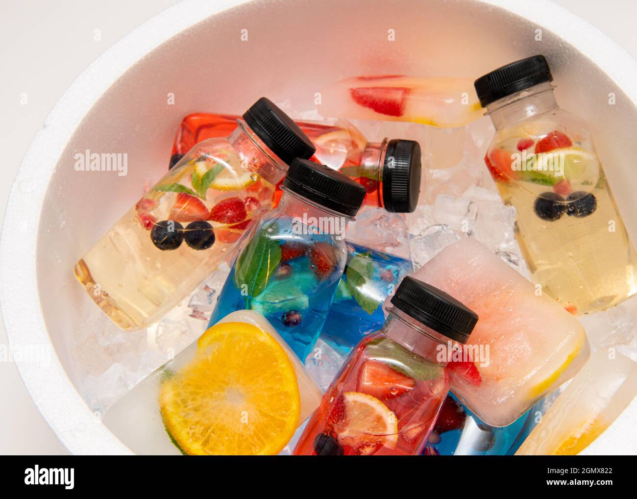 Cartoon orange juice bottle hi-res stock photography and images - Alamy