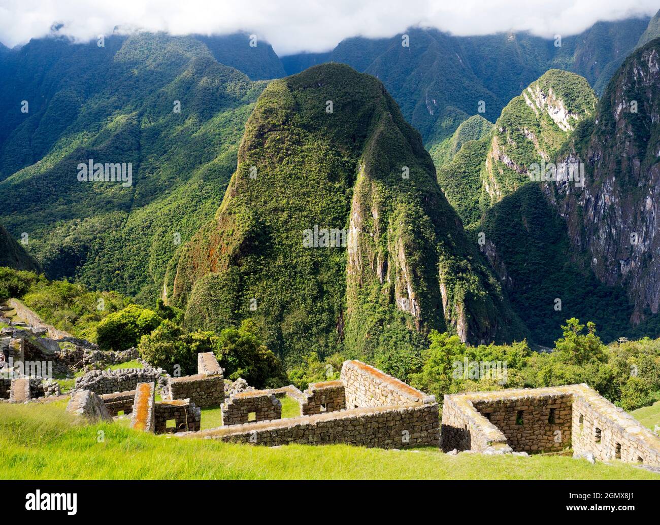 Machu piccchu incan ruins hi-res stock photography and images - Alamy