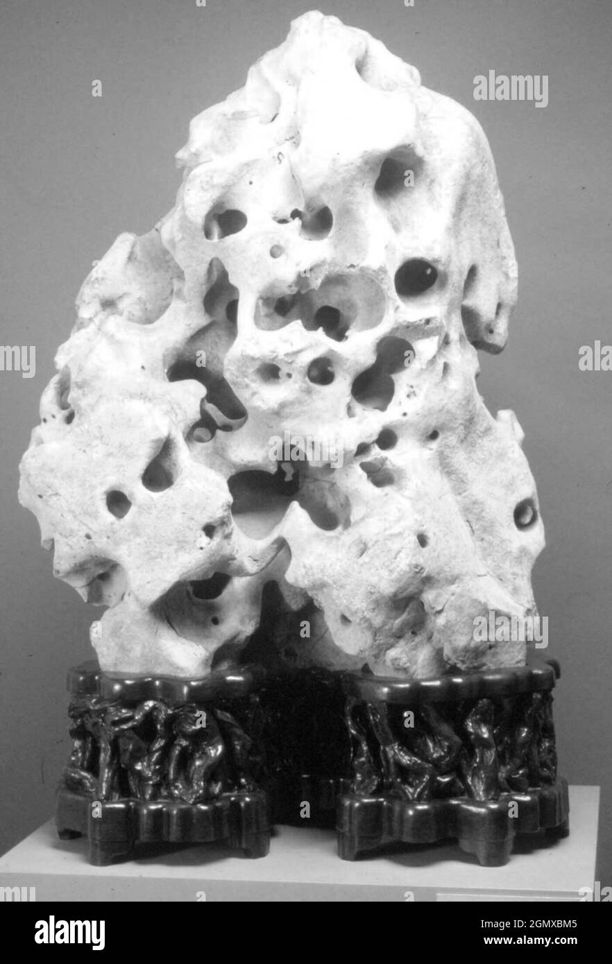 Taihu limestone hi-res stock photography and images - Alamy