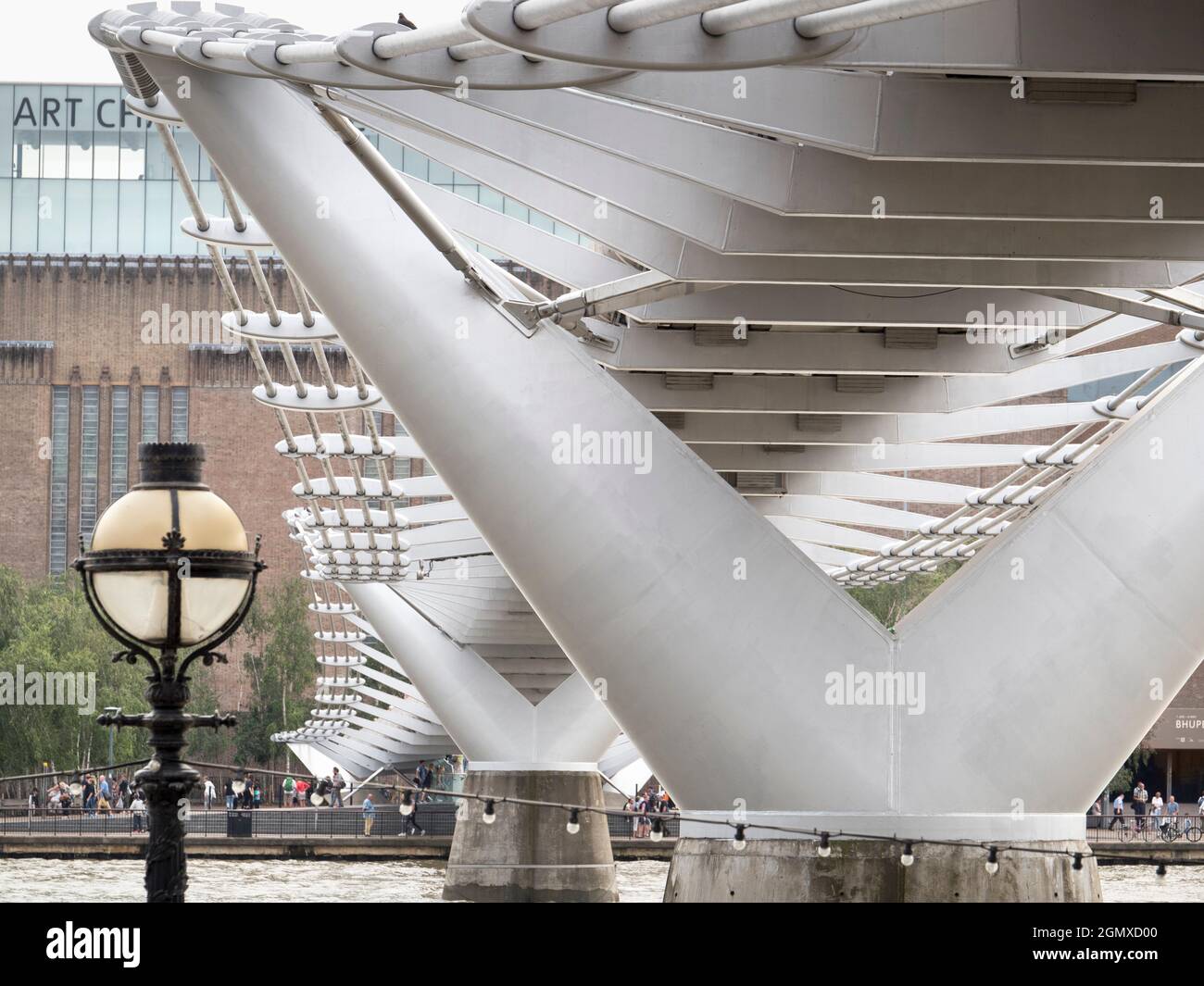 The futuristic London Millennium Footbridge, is a steel suspension ...