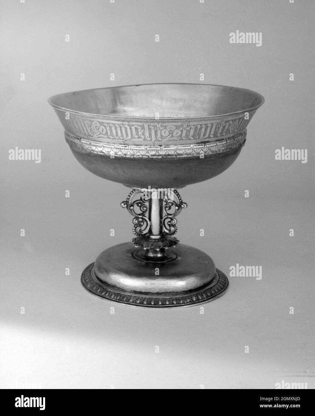 Mazer wood hi-res stock photography and images - Alamy