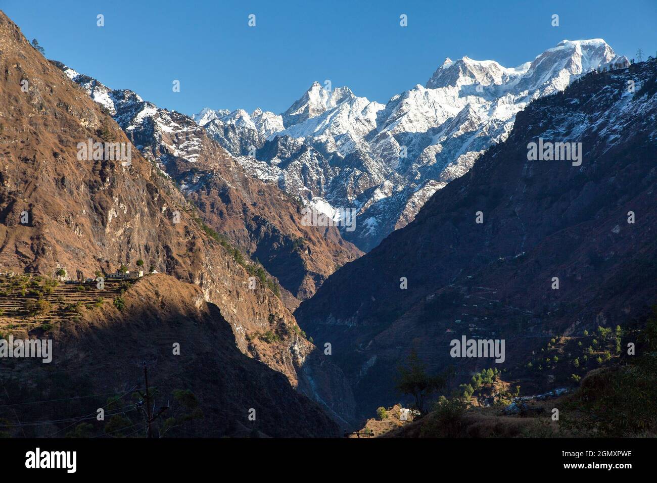 Himalaya, panoramic view of Indian Himalayas, great Himalayan range, Uttarakhand India Stock ...