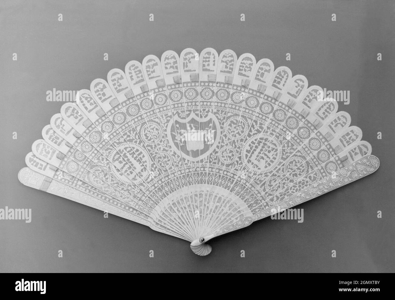 18 4 13 7 cm hi-res stock photography and images - Alamy