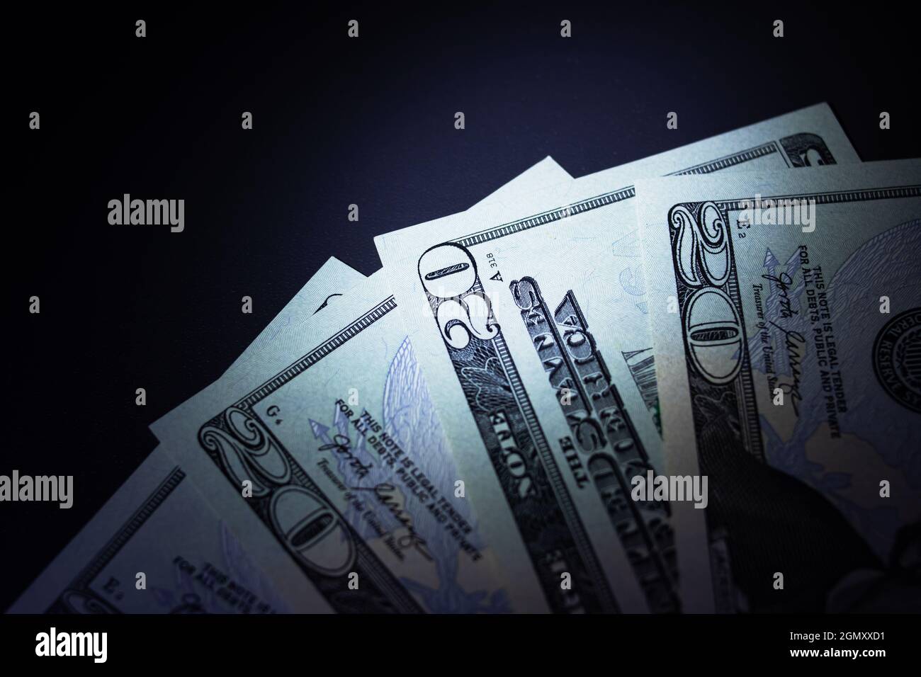 Cash stack 20 dollar bills hi-res stock photography and images - Alamy