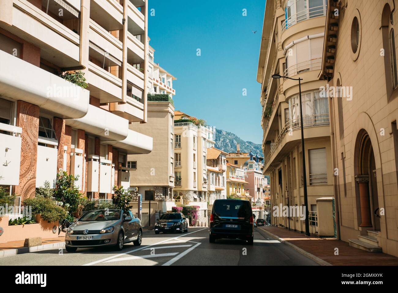 Movement of vehicles on streets of Monaco, Monte Carlo Stock Photo - Alamy