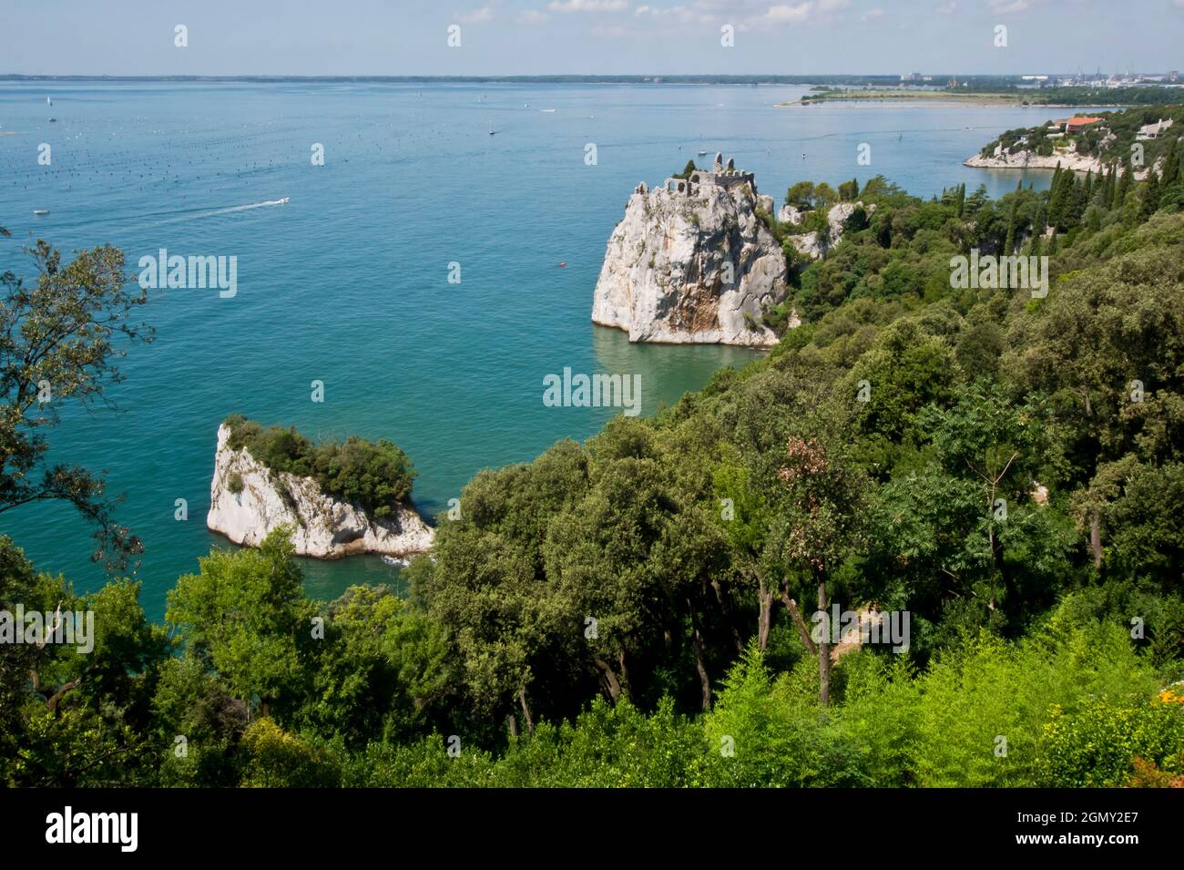 Veduta dal castello di duino hi-res stock photography and images - Alamy