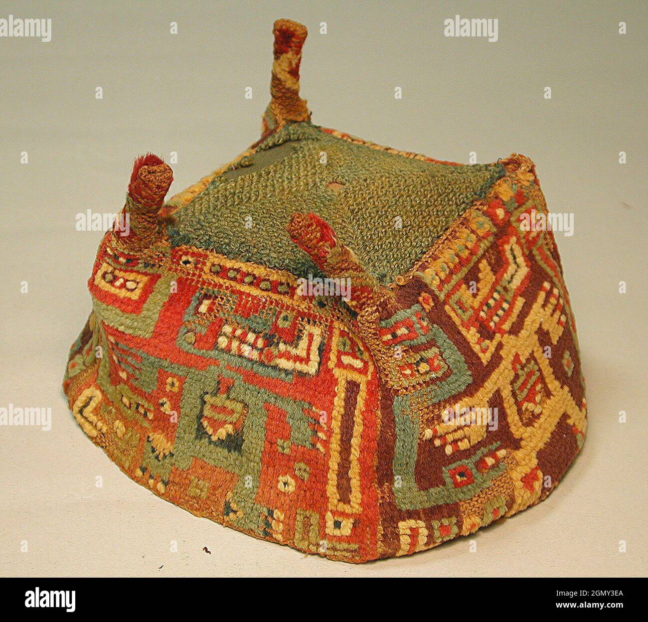 Two cornered hat hi-res stock photography and images - Alamy