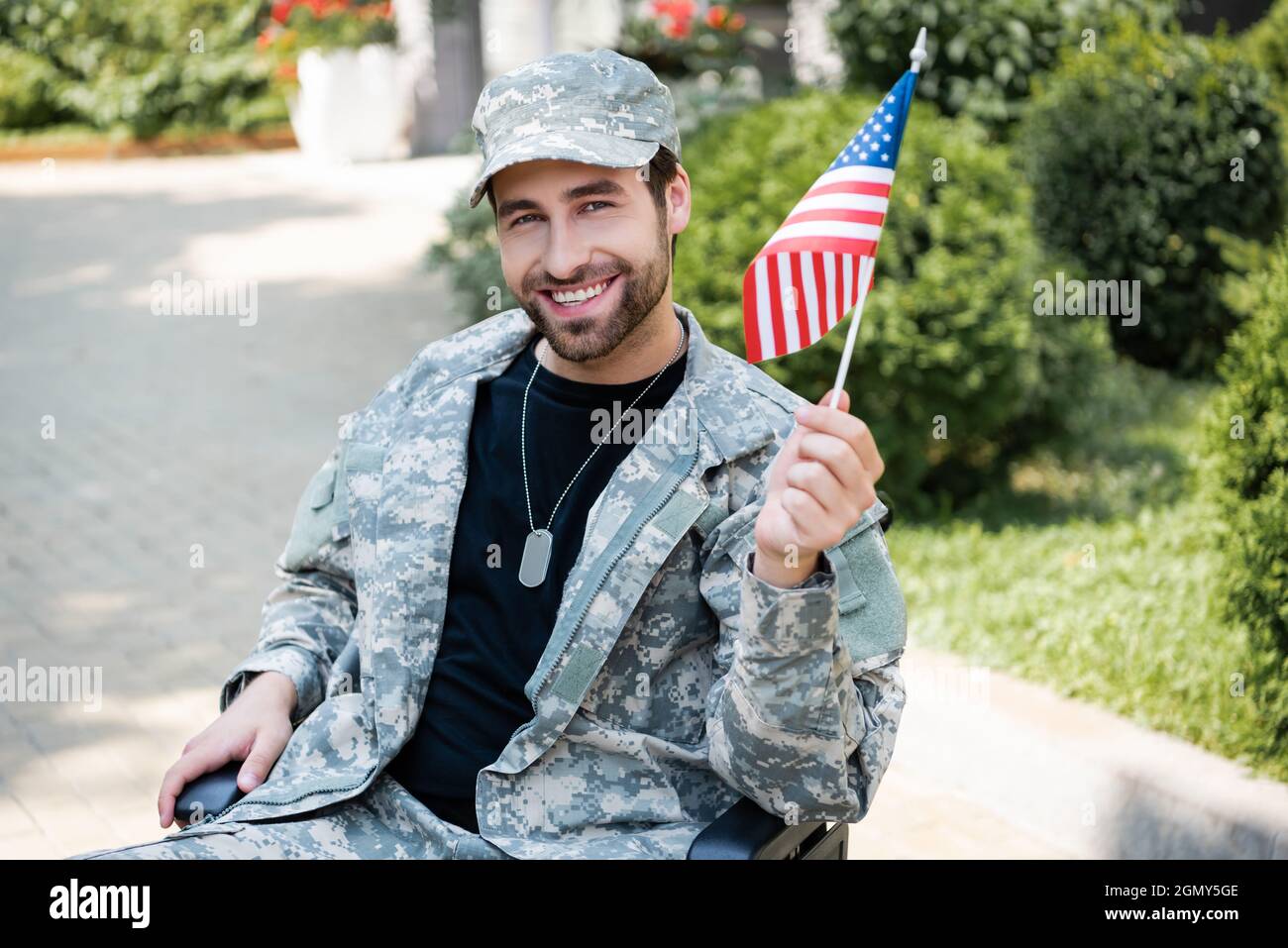 Disabled military veteran hi-res stock photography and images - Alamy