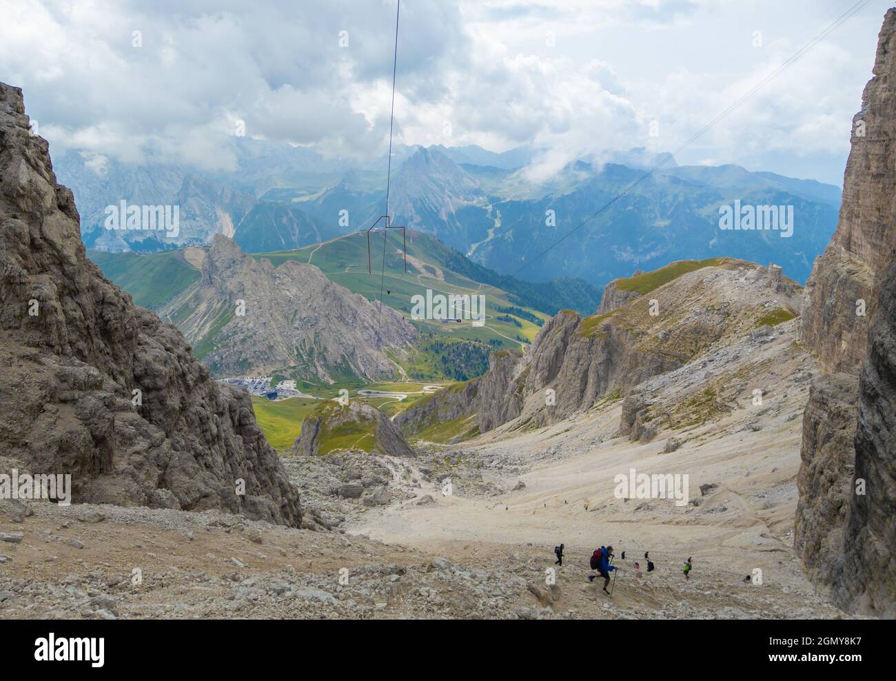 Dolomiti (Italy) - A view of the awesome Dolomites mountain range ...