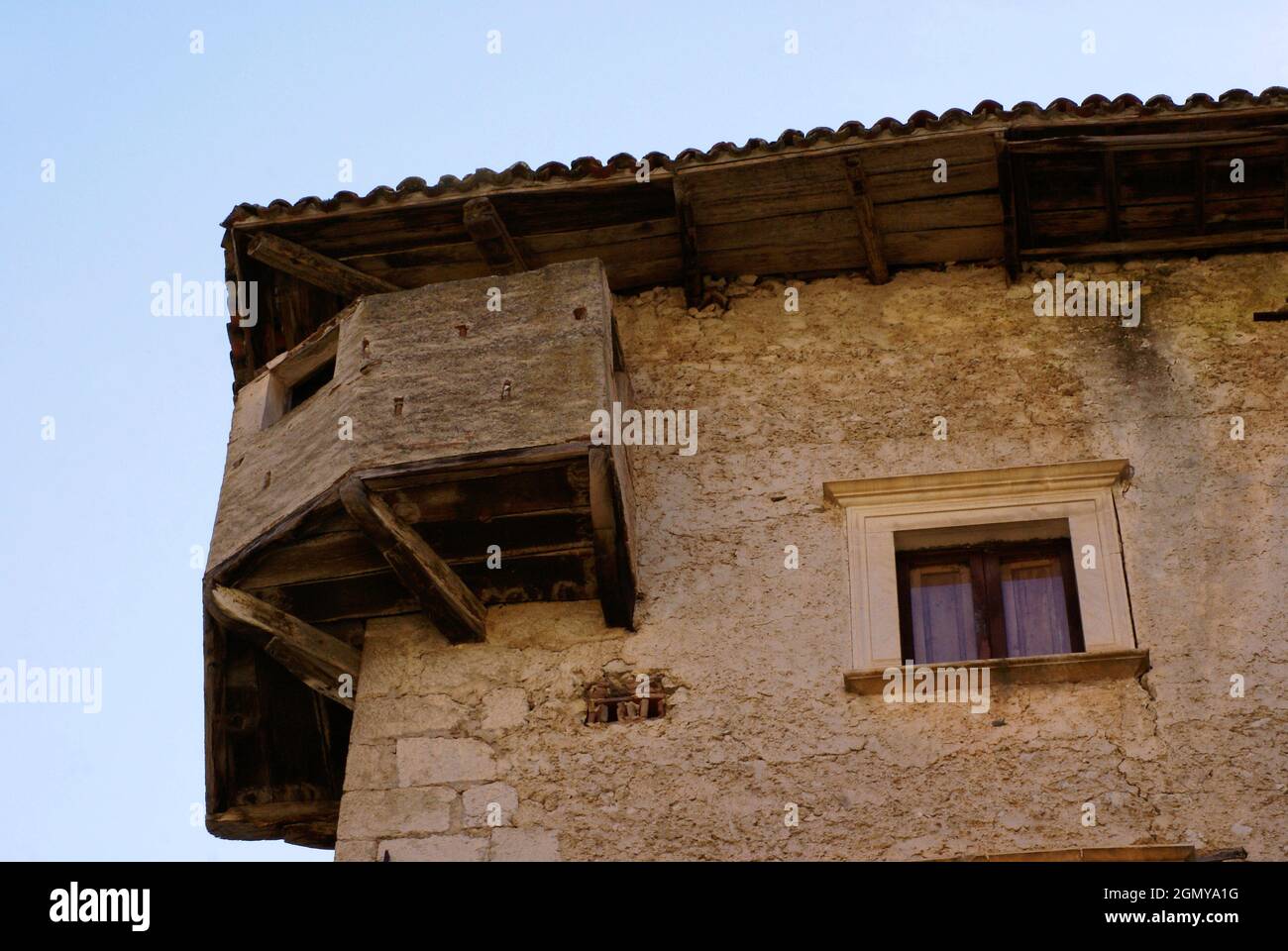 Village, Fontecchio, L'Aquila, Abruzzo, Italy, Europe Stock Photo - Alamy