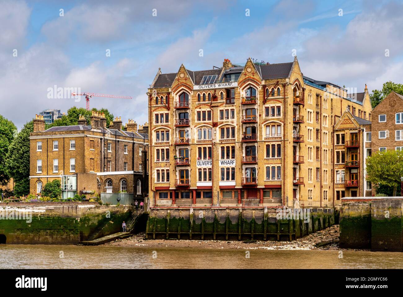 Old wapping hi-res stock photography and images - Alamy