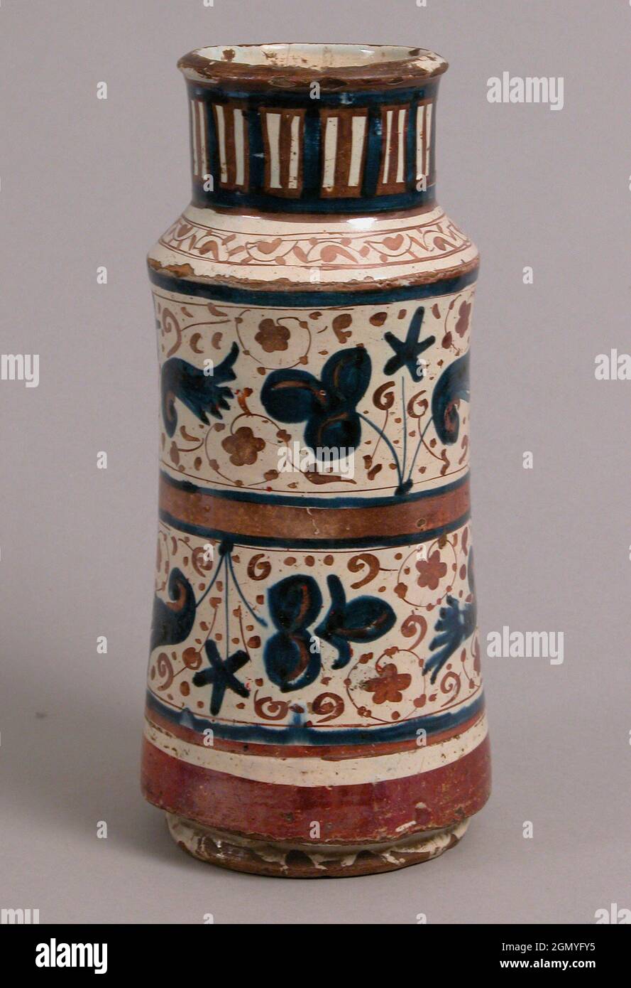 Lusterware hi-res stock photography and images - Alamy