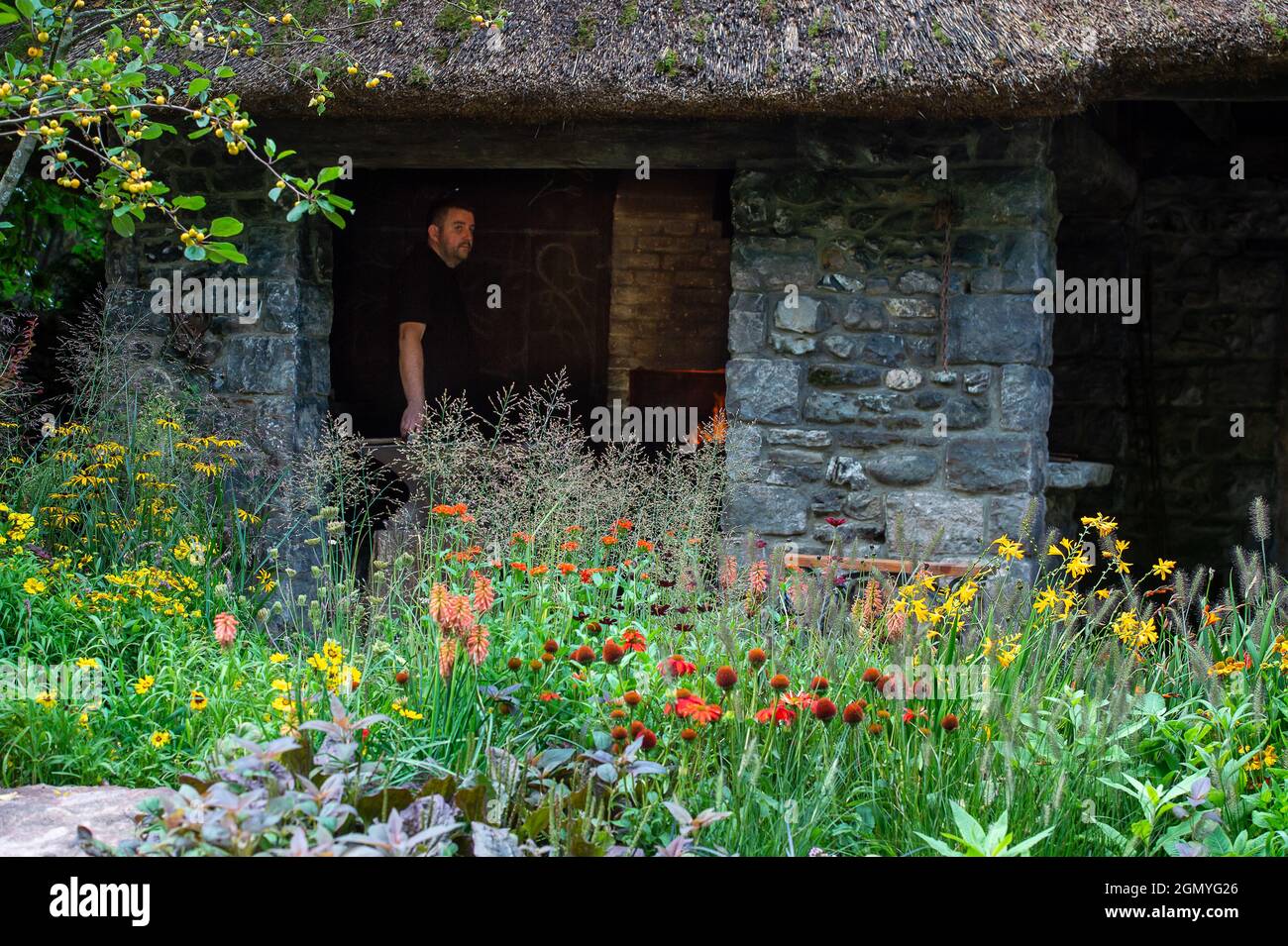 Blue diamond forge garden hi-res stock photography and images - Alamy