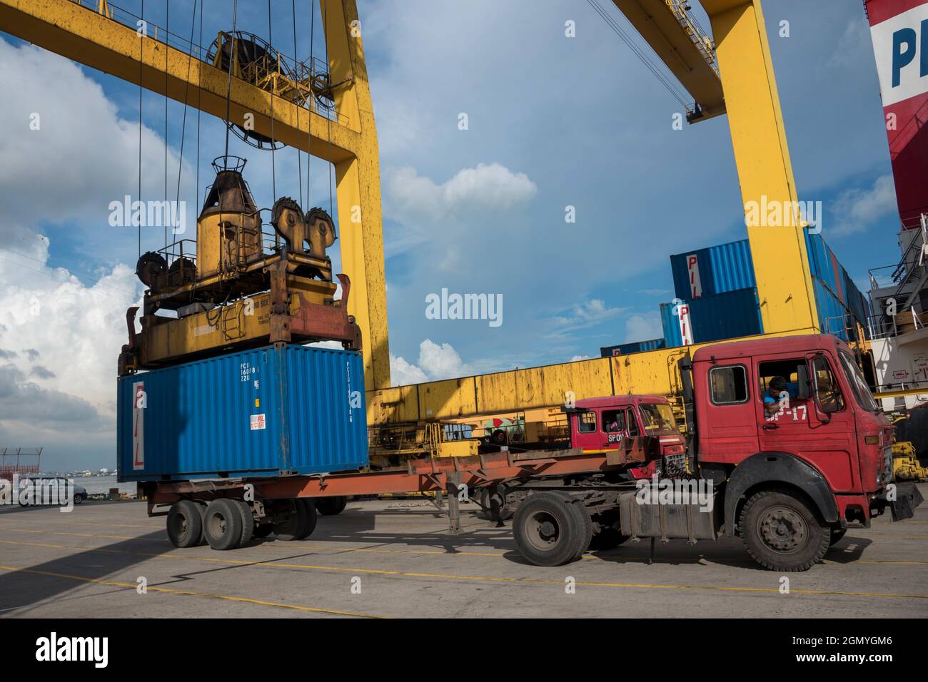 Chittagong Port Activity. Chittagong port activities Stock Photo - Alamy