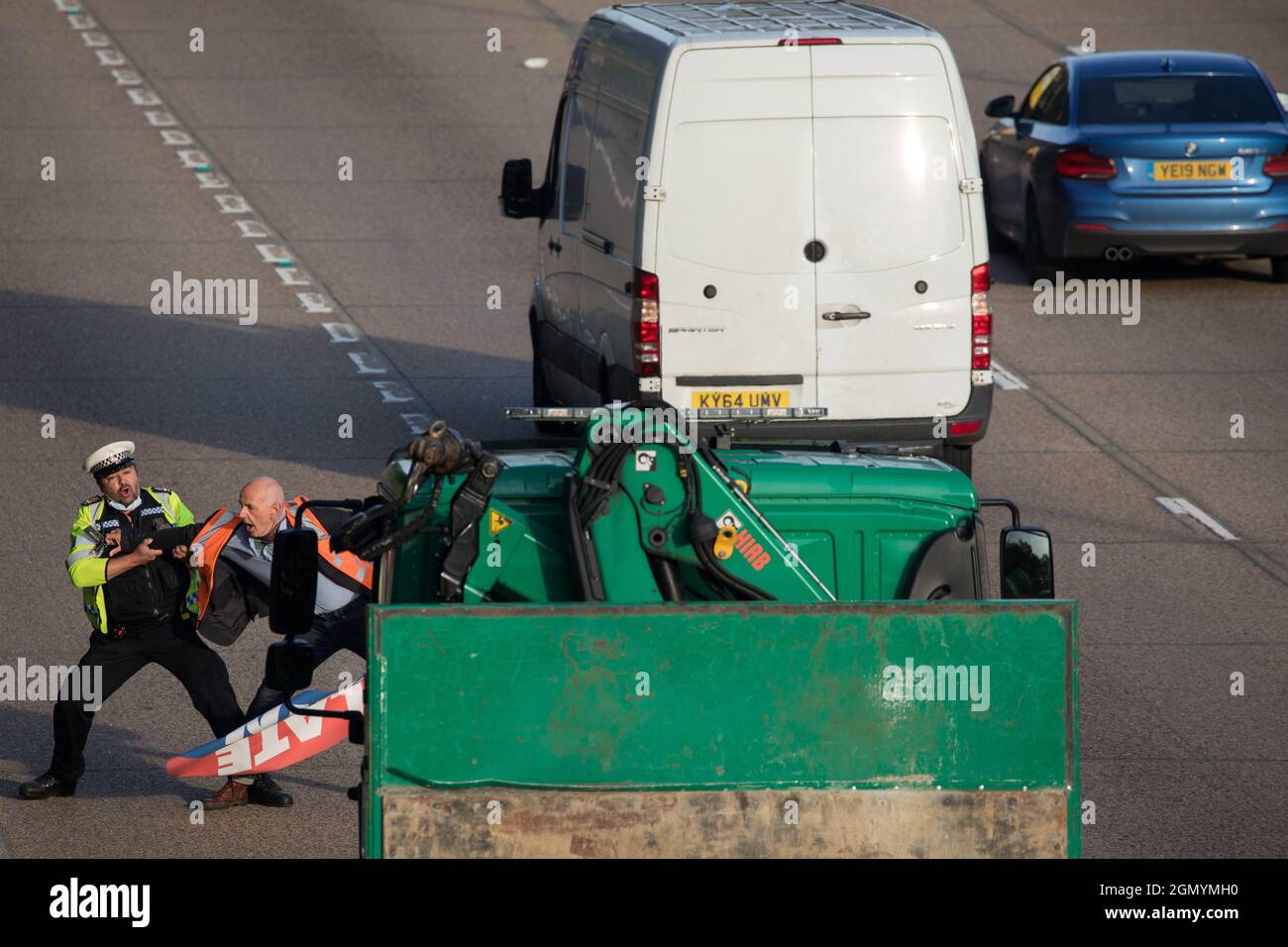 M25 junction 9 hi-res stock photography and images - Alamy