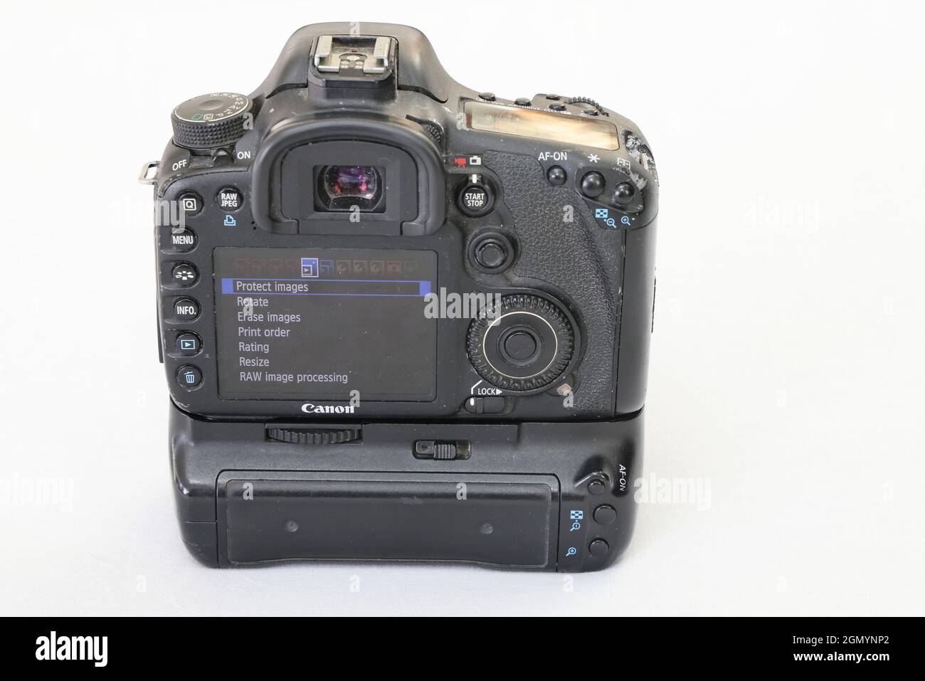 Canon Eos 7 D + BG E7 Picture by Antony Thompson - Thousand Word Media ...