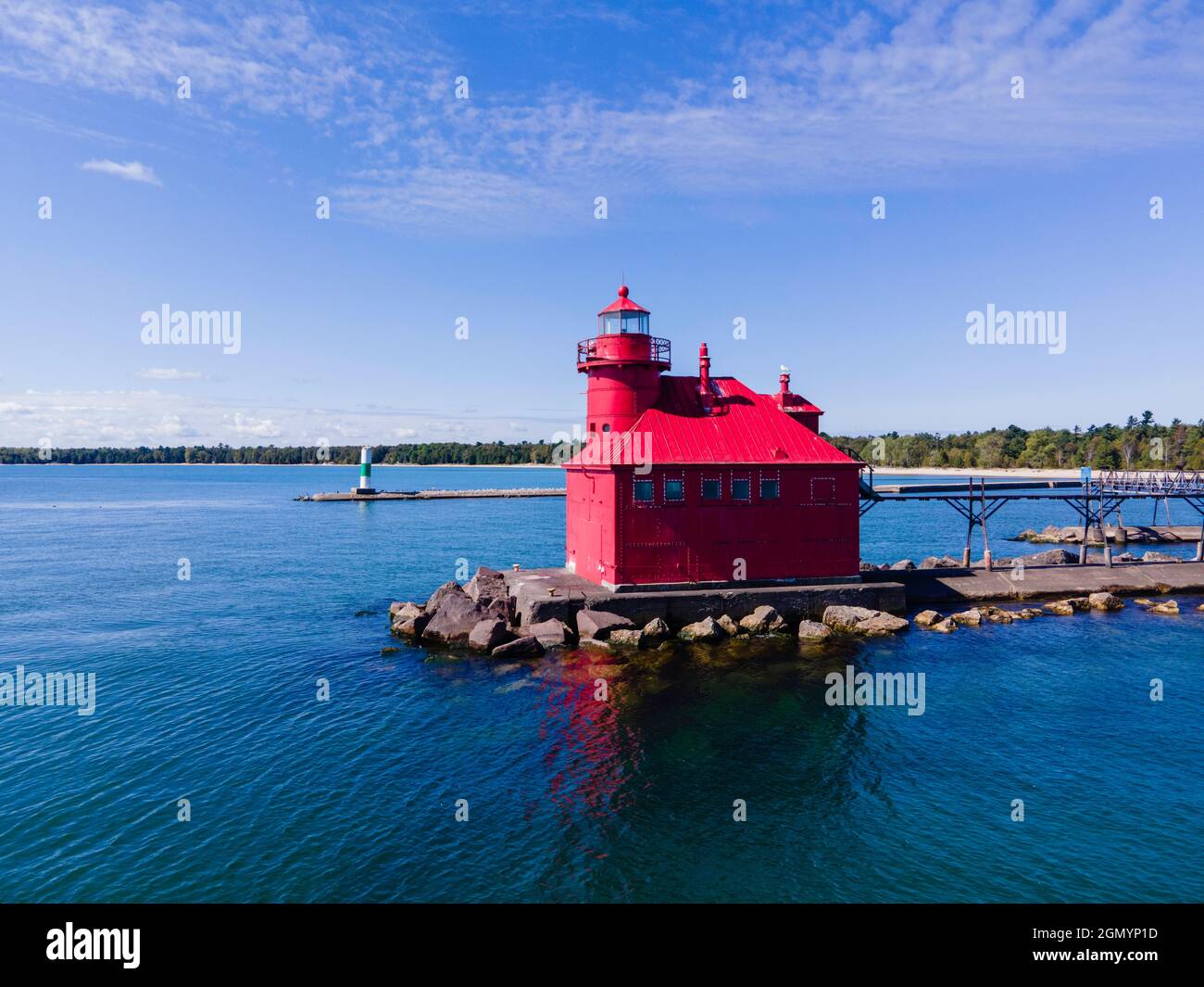 Photograph of the Sturgeon Bay North Pierhead Lighthouse, Lake Michigan ...
