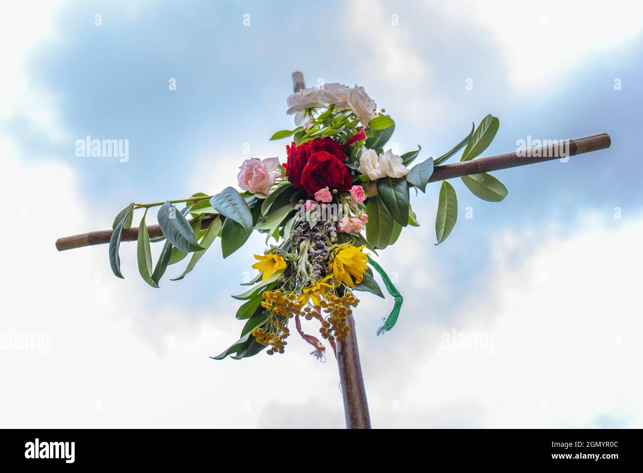 Points cross hi-res stock photography and images - Alamy