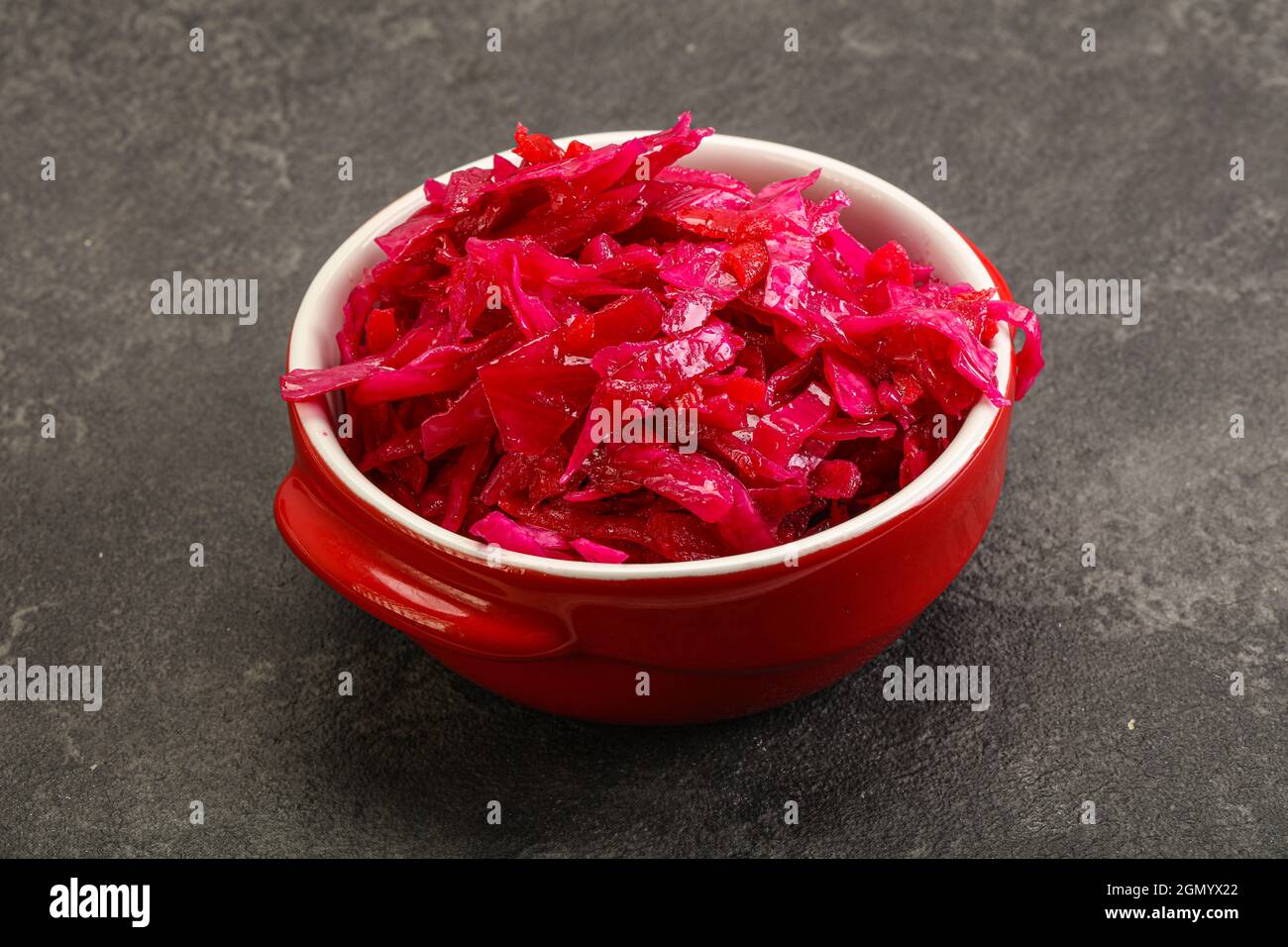Marinated red cabbage with beetroot in the bowl Stock Photo - Alamy