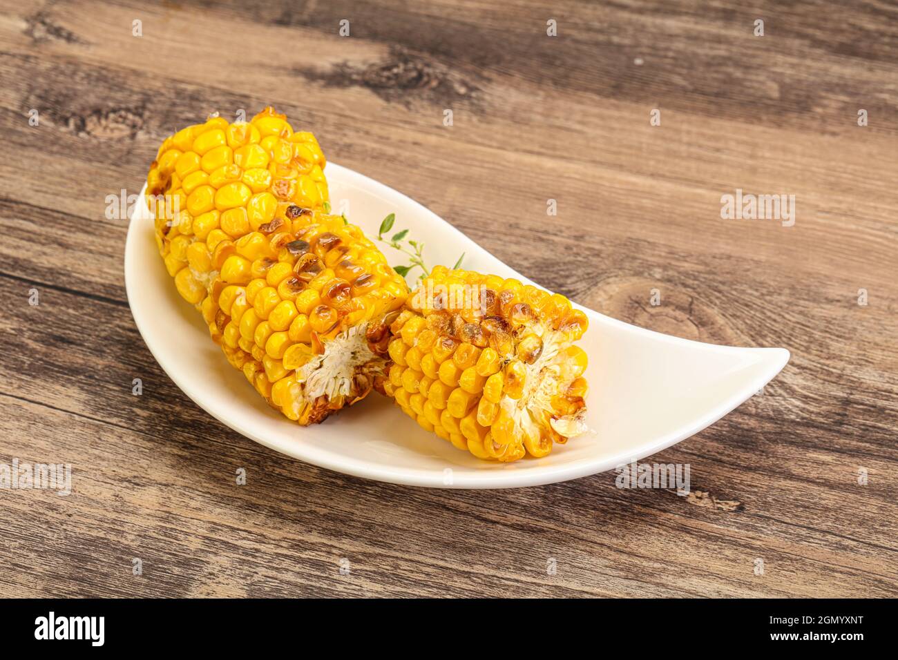 Grilled hot corn with oil and salt Stock Photo - Alamy