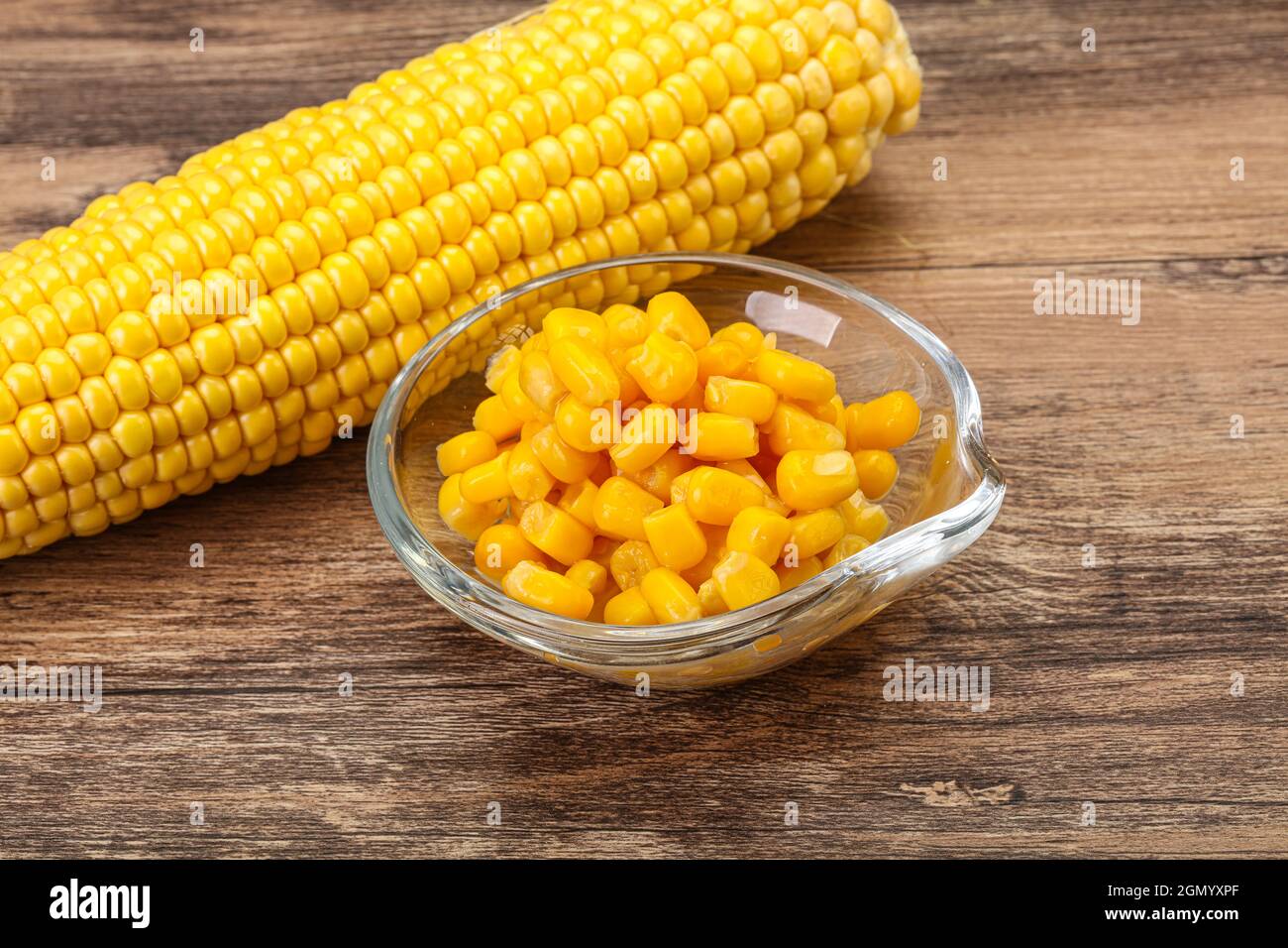 Sweet yellow corn grain in the bowl Stock Photo - Alamy