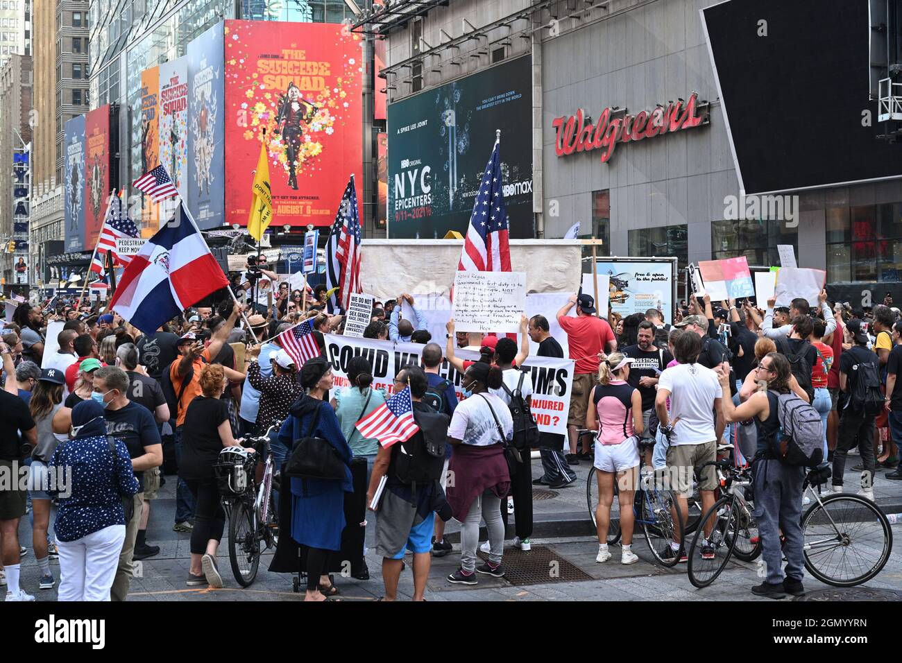 Anti-vaccine protesters gather in Times Square for a rally against ...