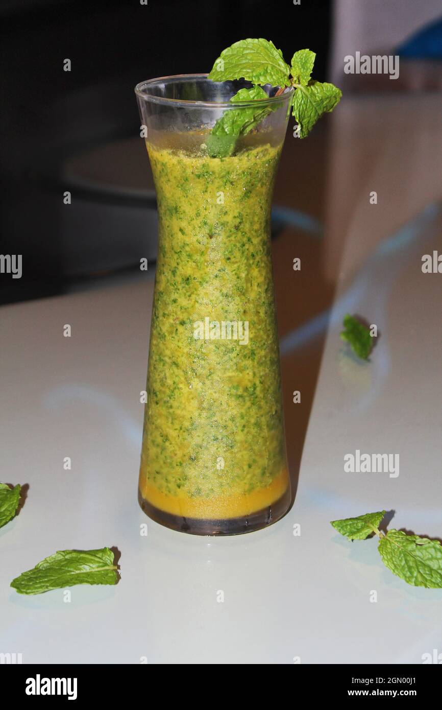 Mint mango drink hi-res stock photography and images - Alamy