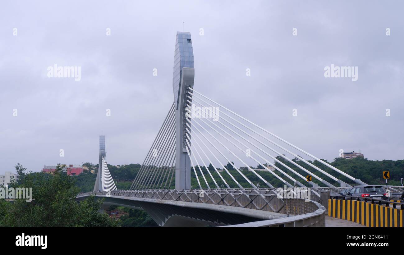 Durgam Cheruvu Cable Bridge connecting Jubilee Hills with Financial ...