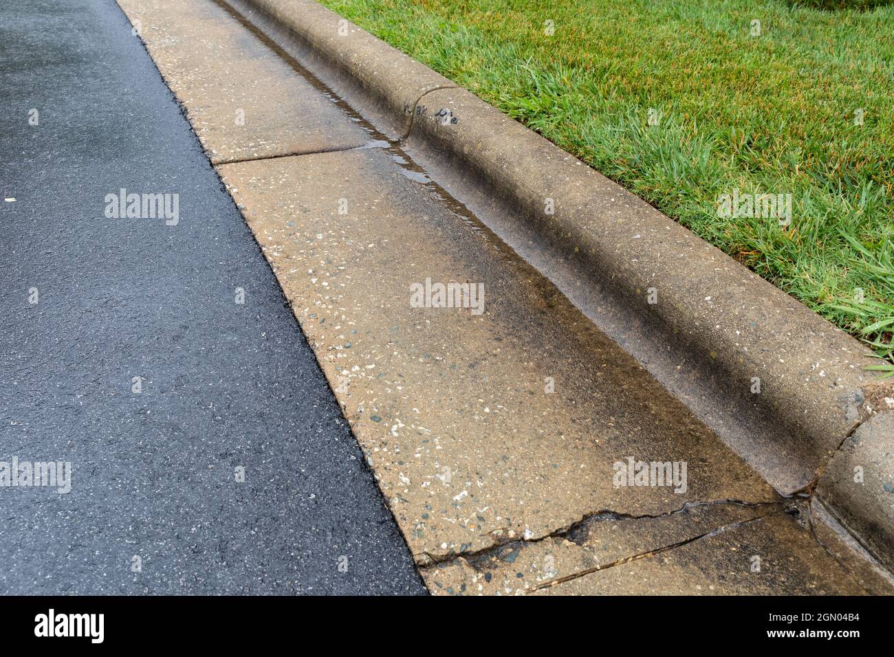 Asphalt Curb Mondable