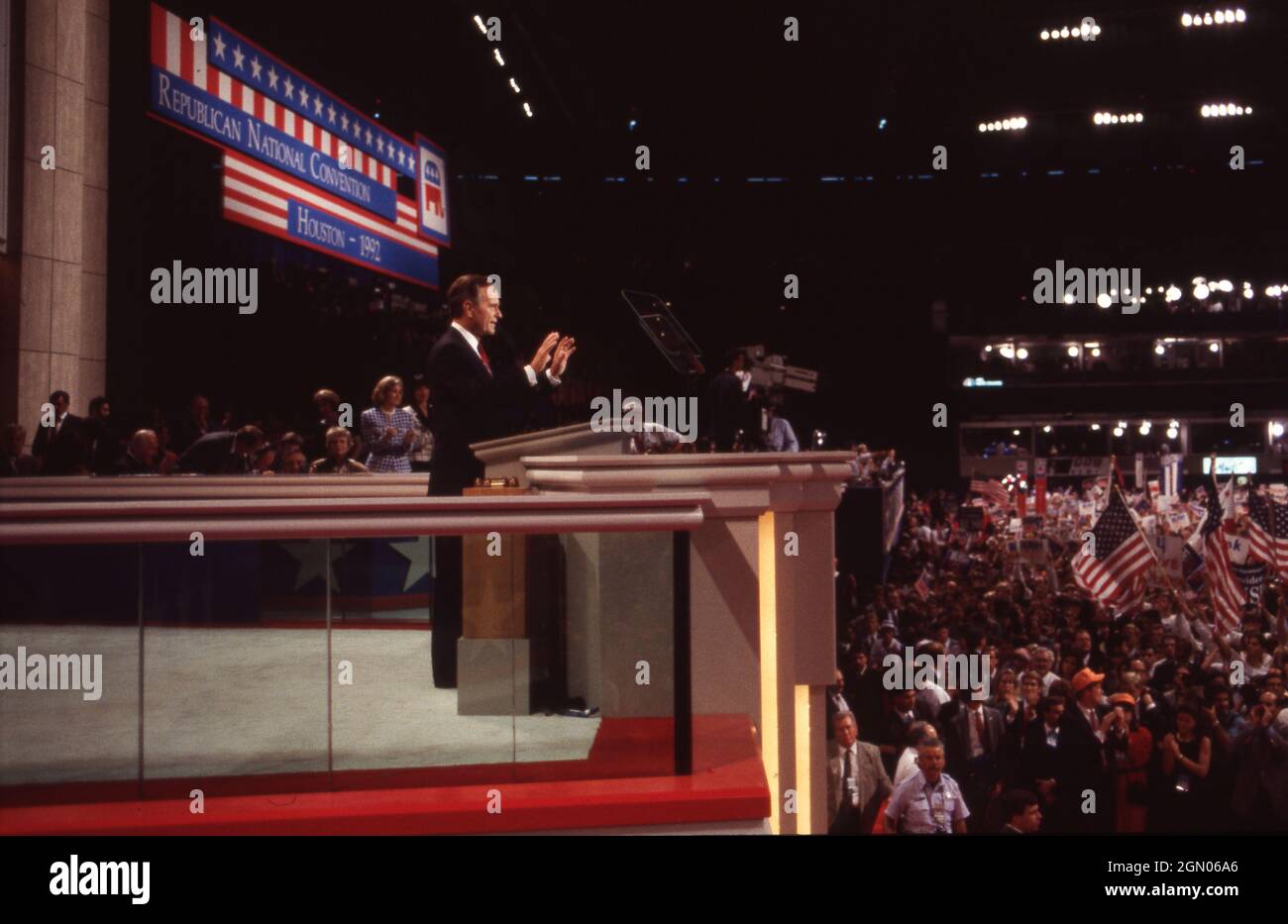 Waving bush hi-res stock photography and images - Alamy