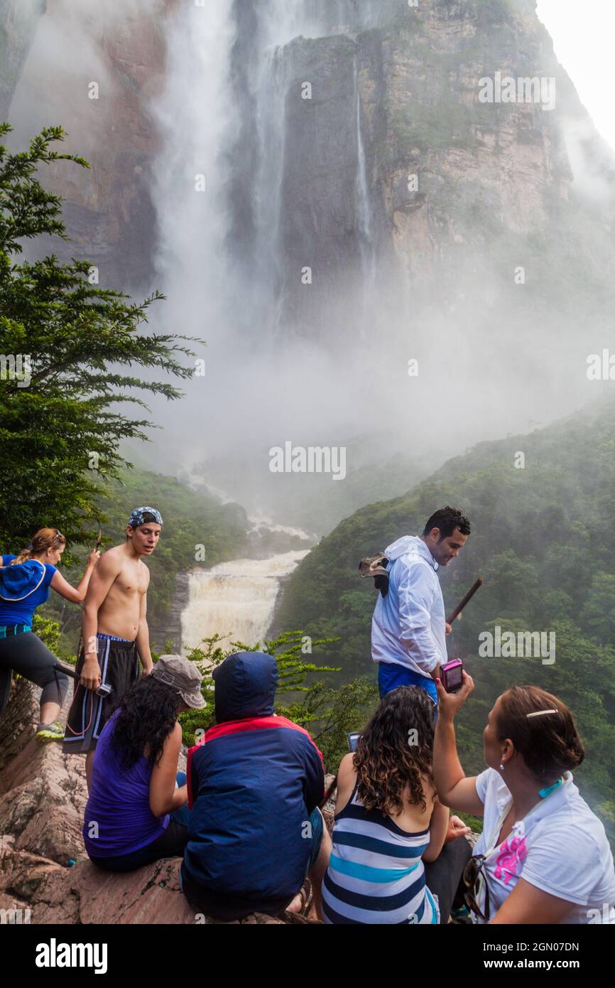 Salto angel tourist hi-res stock photography and images - Alamy