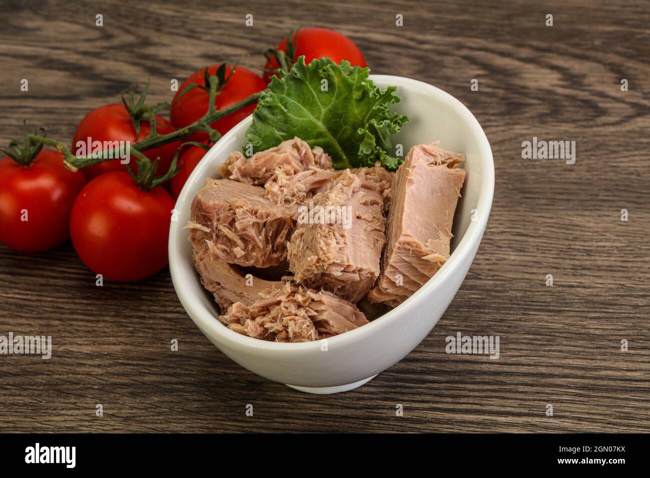 Tasty Canned tuna fillet in the bowl Stock Photo - Alamy