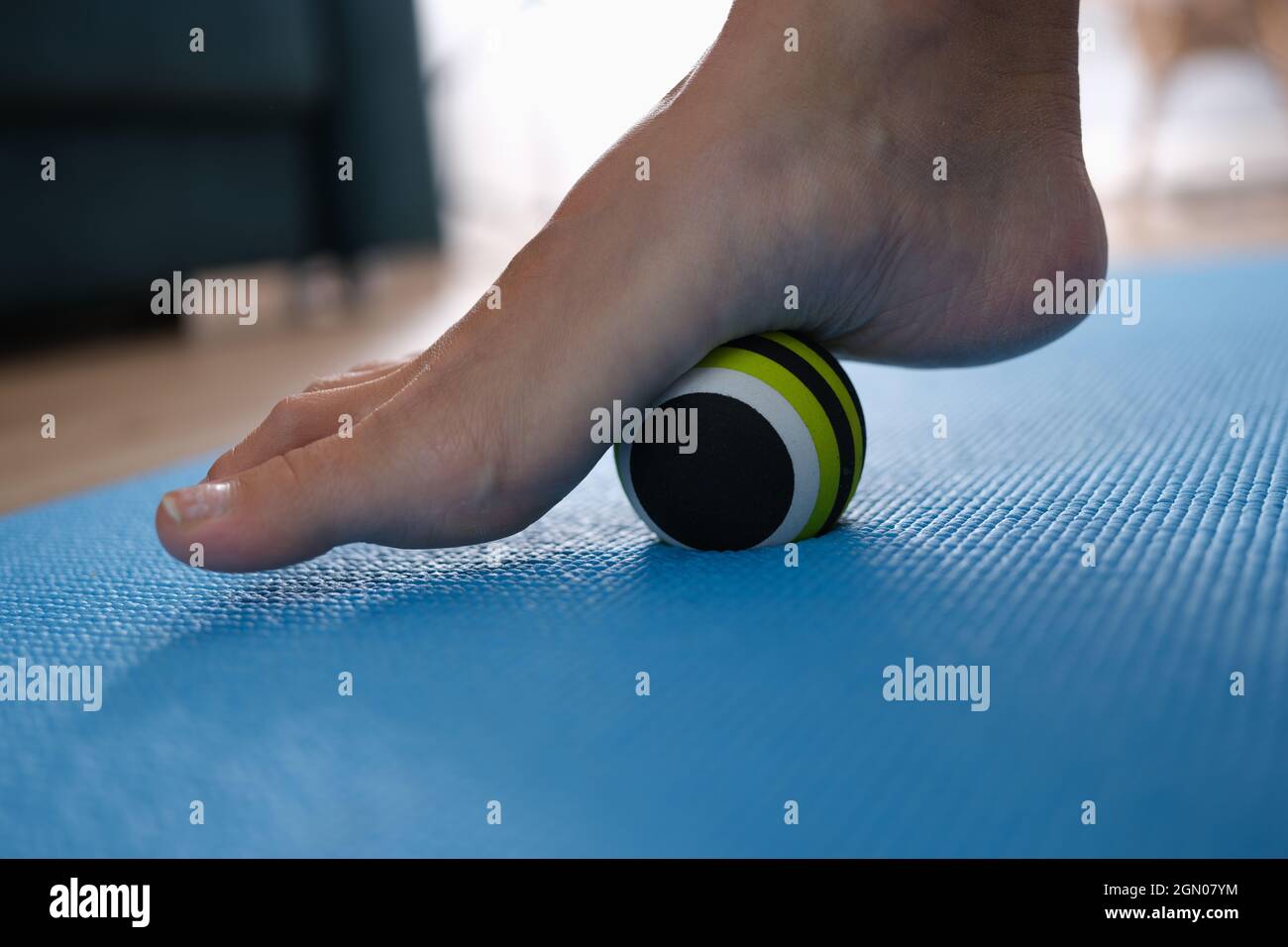 Foot rolling hi-res stock photography and images - Alamy
