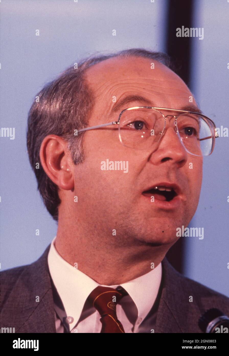 Austin Texas USA, circa 1987: U.S. Sen. Phil Gramm of Texas giving a ...