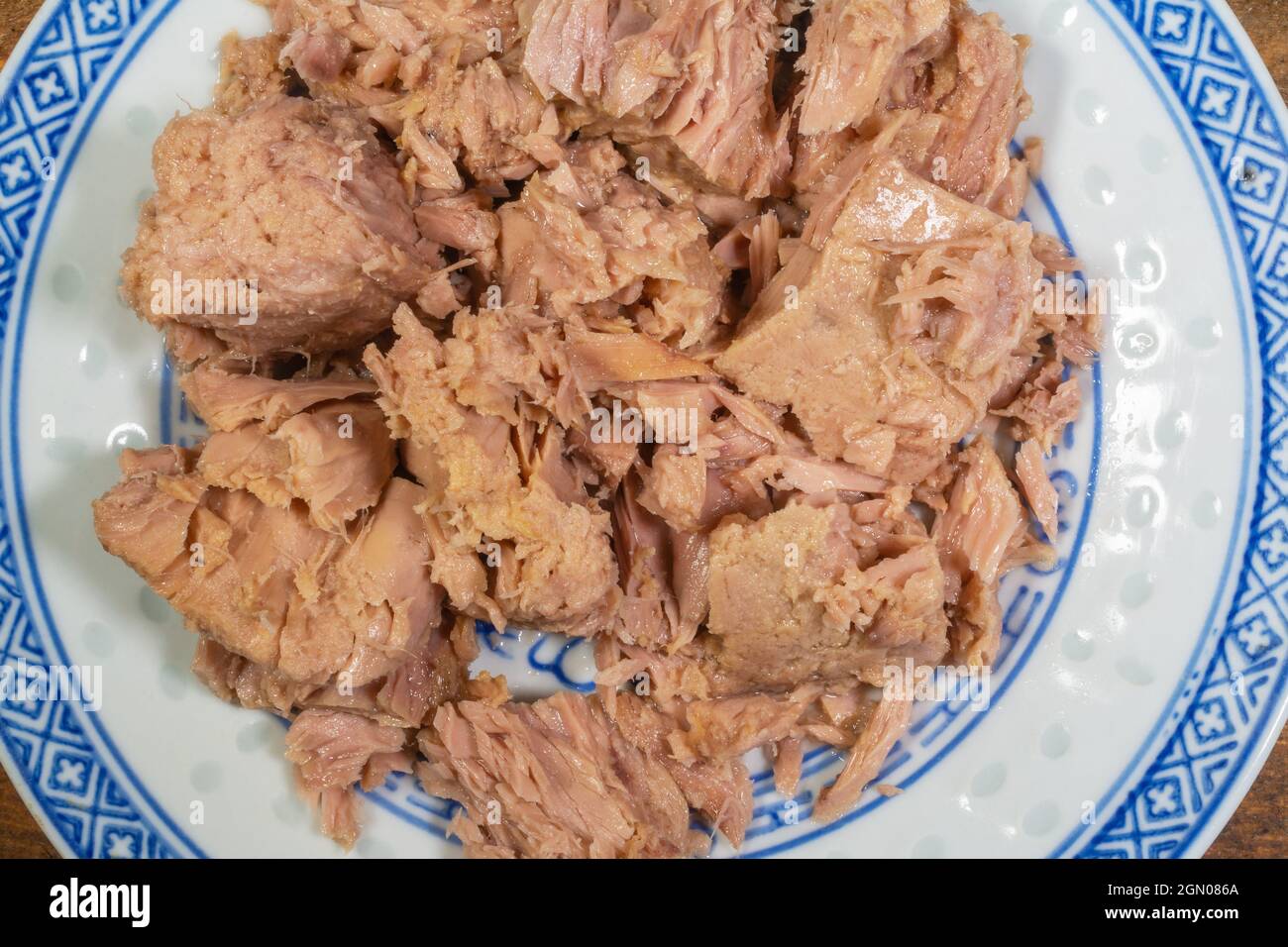 Chunks of fish hi-res stock photography and images - Alamy